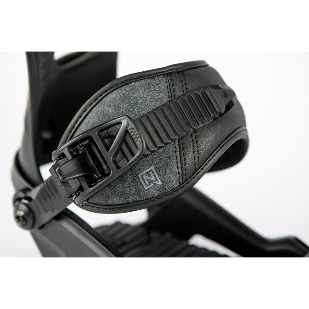 Nitro RAMBLER Ultra Black Nitro Snowboards